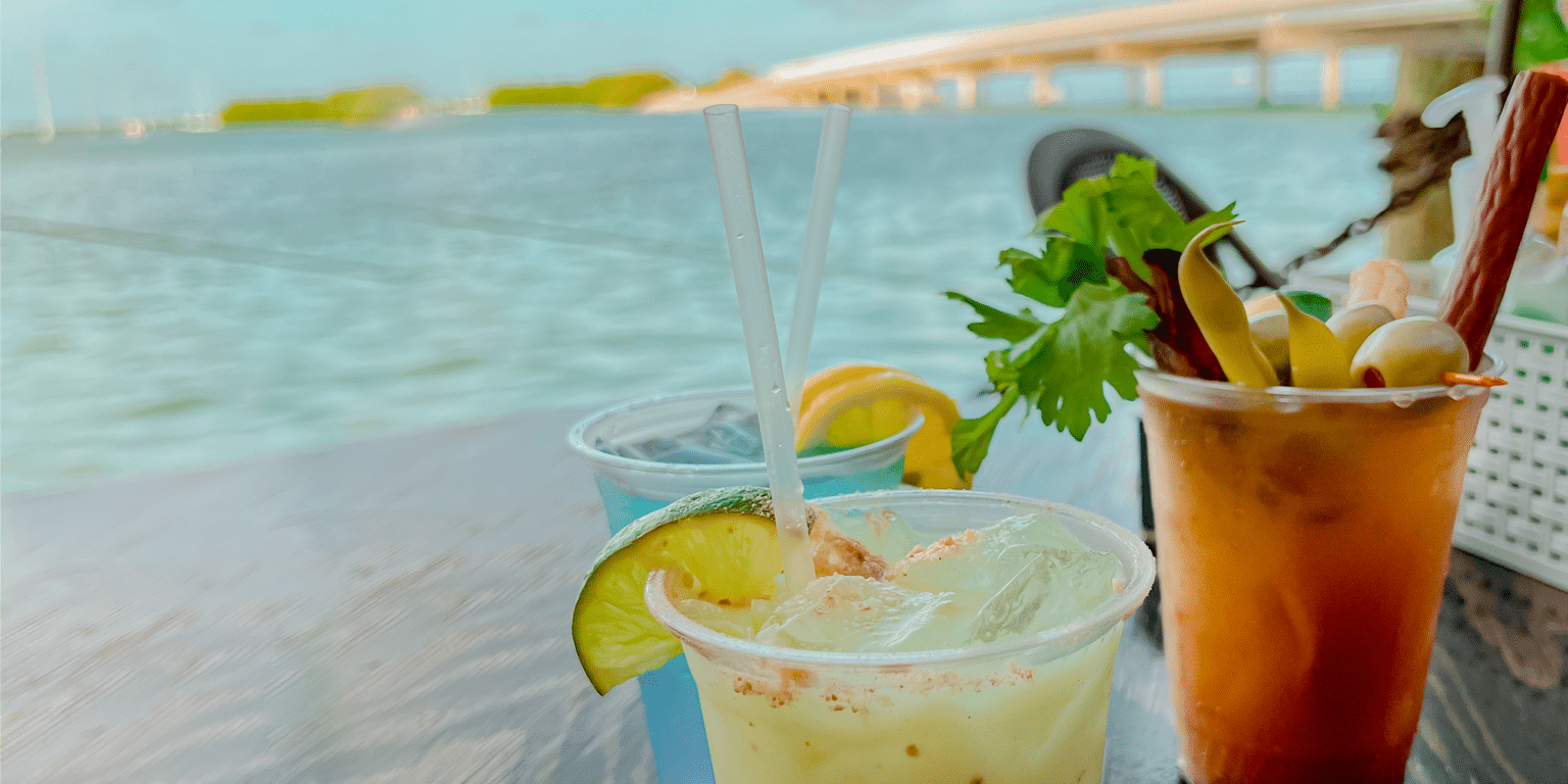 Hungry Tarpon Restaurant - Best Meal By The Sea | Robbie's